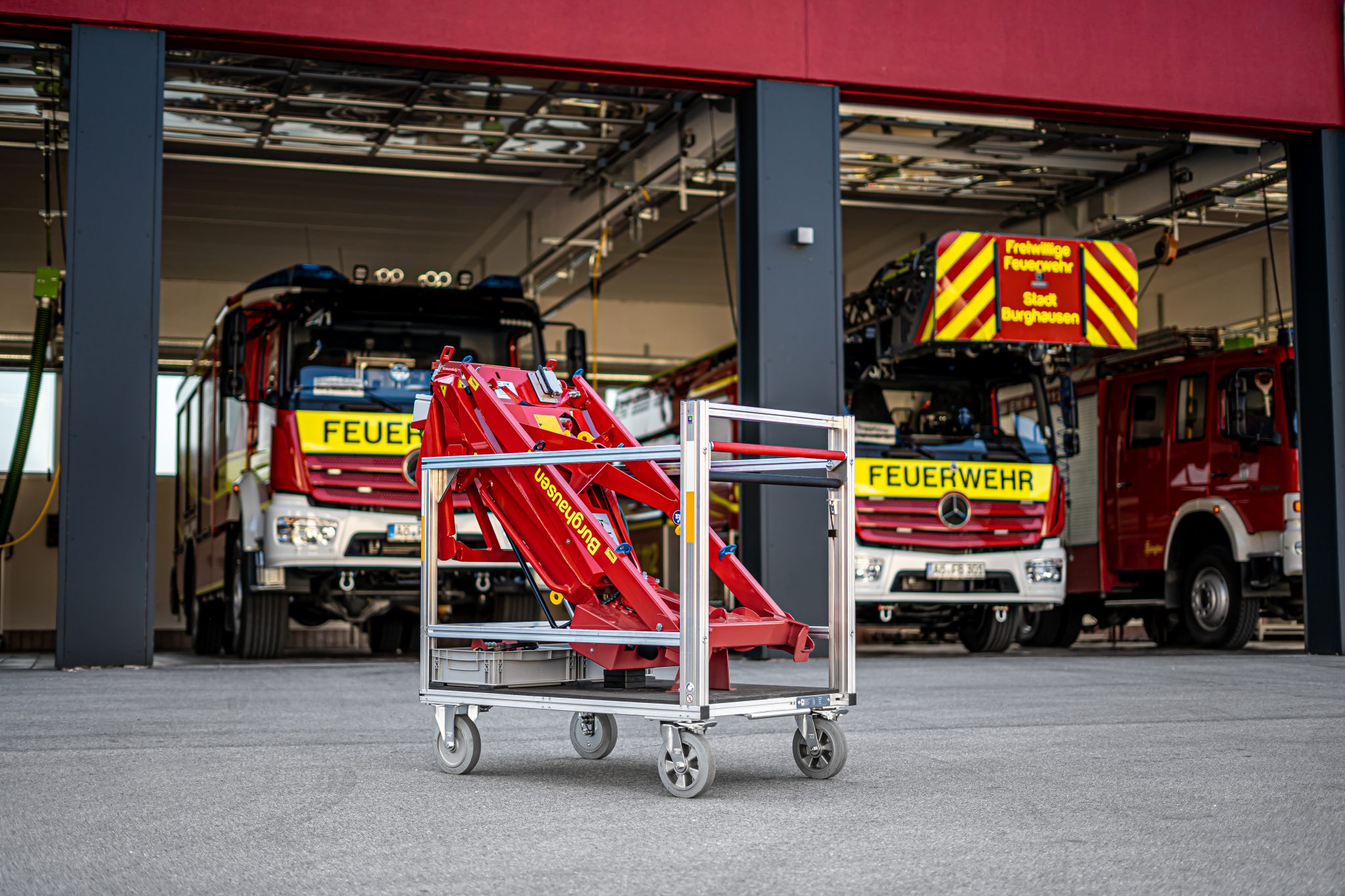 Rollcontainer der Feuerwehr Burghausen – Freiwillige Feuerwehr Burghausen