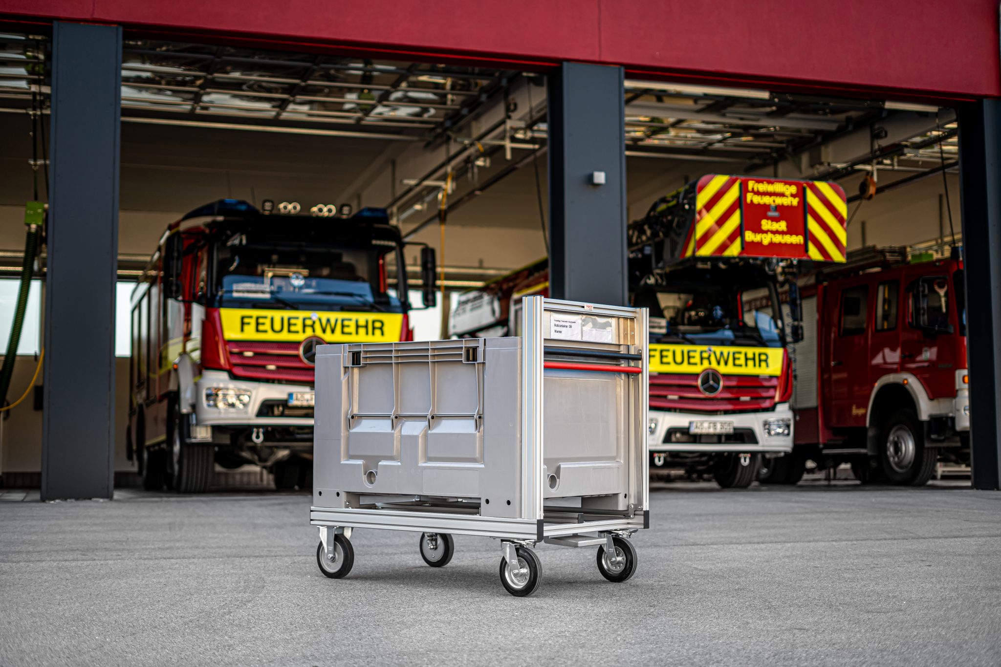 Rollcontainer der Feuerwehr Burghausen – Freiwillige Feuerwehr Burghausen